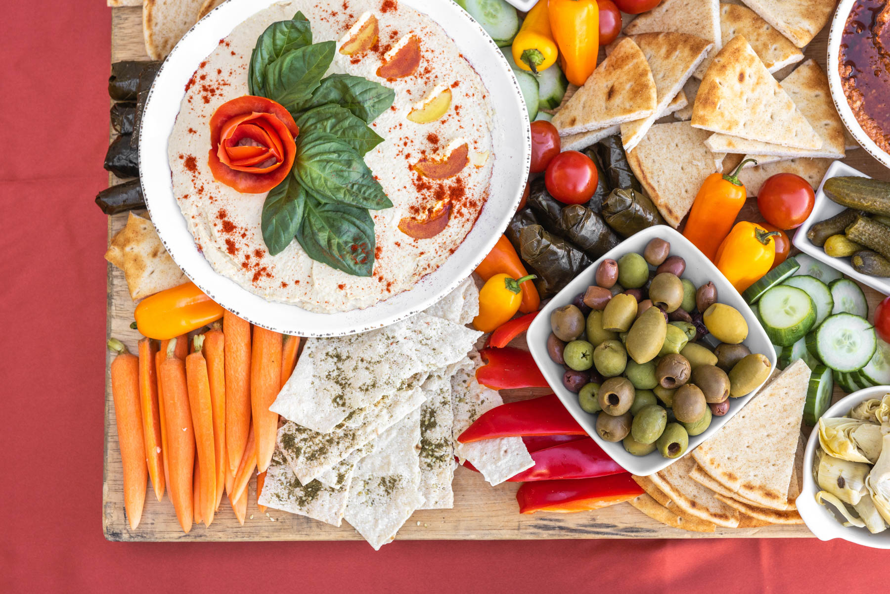 Choose the right North Carolina wedding caterer for you!