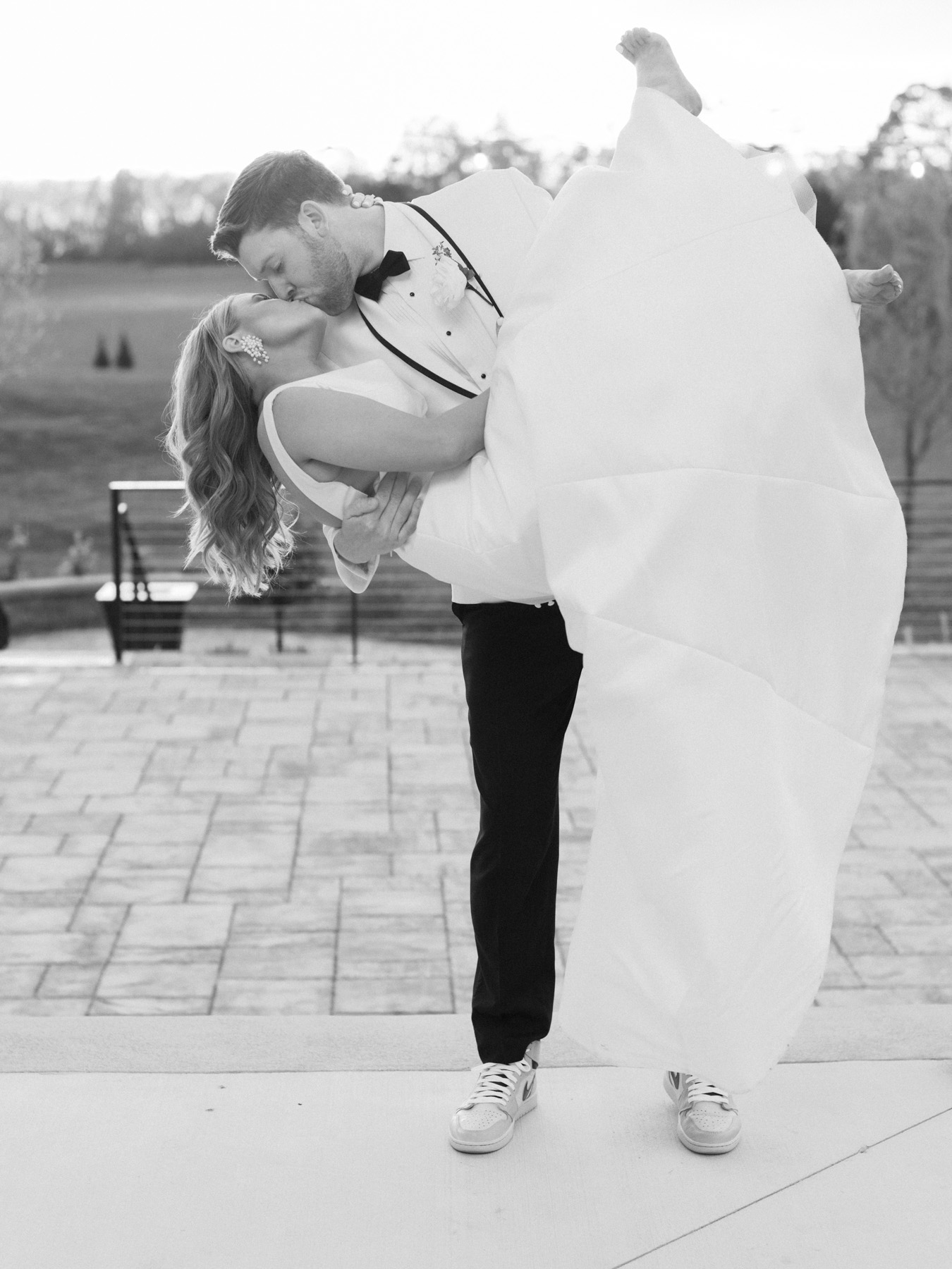 Danielle Flake Photographs a Black-and-White Barn Wedding